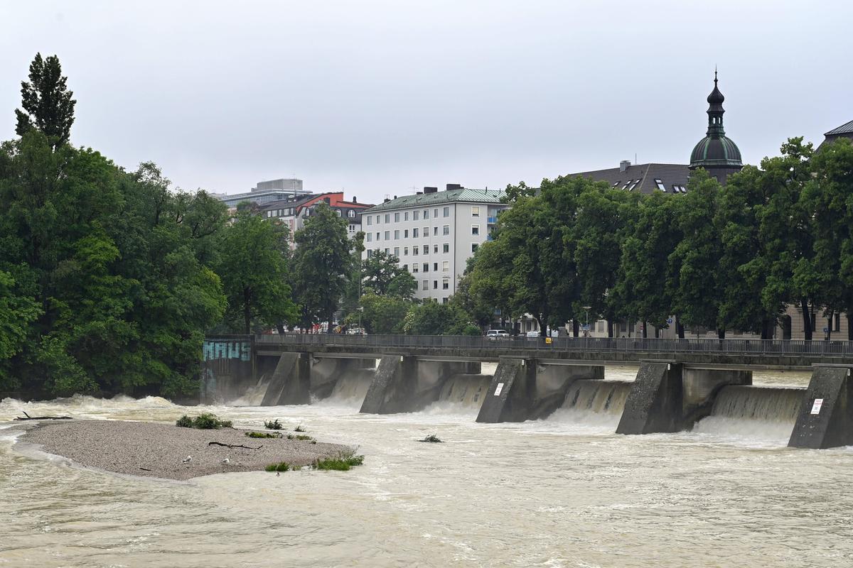 Hochwasser in Süddeutschland: Lage spitzt sich in einigen Gebieten zu – DiePresse.com